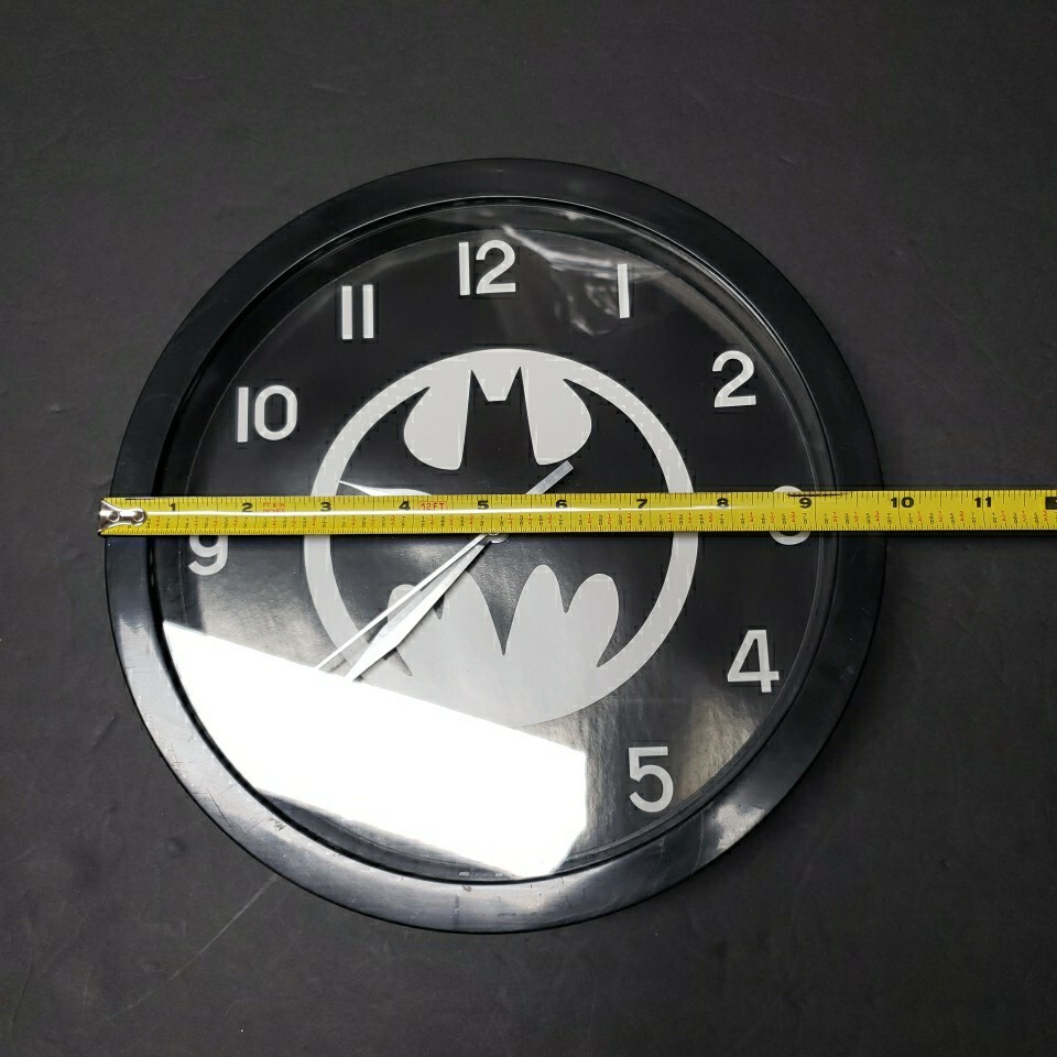 Batman Wall Clock AA Battery Operated DC Comics Quartz Oscillator Plastic Casing | eBay