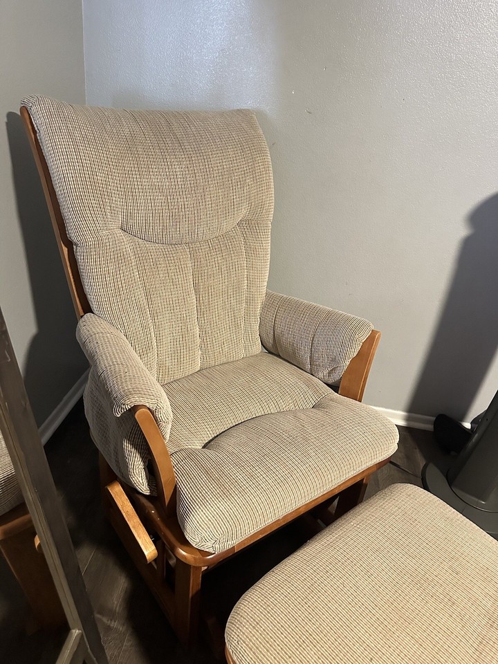 Rocking Chair And Leg Rest (pick up only) | eBay