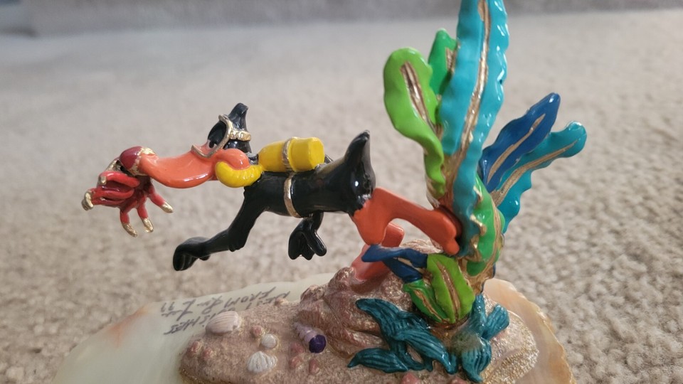 RARE Autographed Ron Lee Looney Tunes Daffy Duck Scuba Diving LE ...