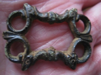 DETECTING FINDS NICE COLONIAL BUCKLE 4 HEADED SNAKE BUCKLE 35MMX25MM | eBay