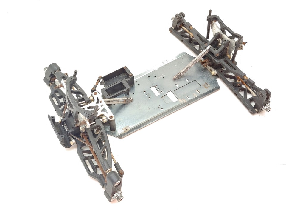 Unknown Make/Model 1/8 Scale RC Truggy Roller Slider Chassis Used ...