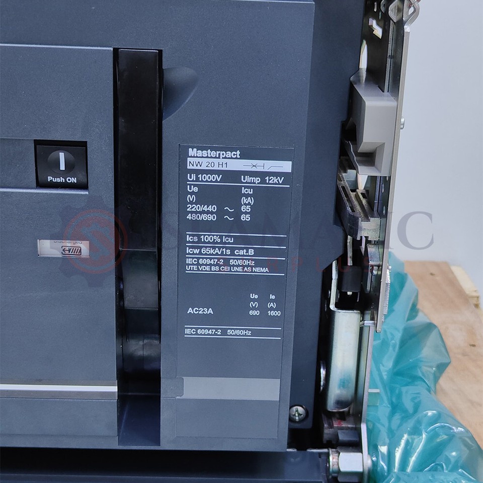 New Schneider Electric NW20H1 Air Circuit Breaker 2000A 3P, Drawout ...