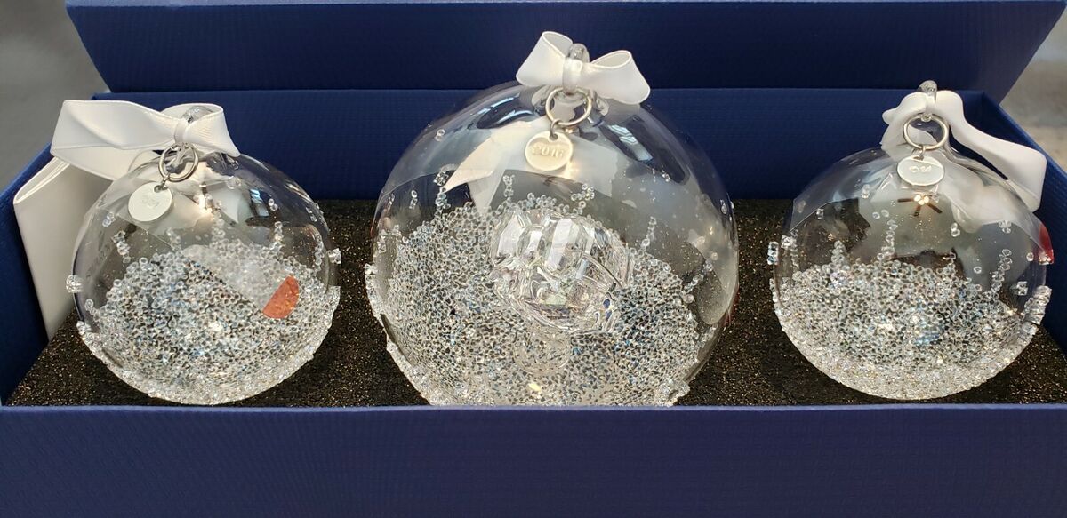 Swarovski Christmas 2016 Ball Ornament Set Annual Edition Swarovski Christmas 2016 Ball Ornament Set Annual Edition
