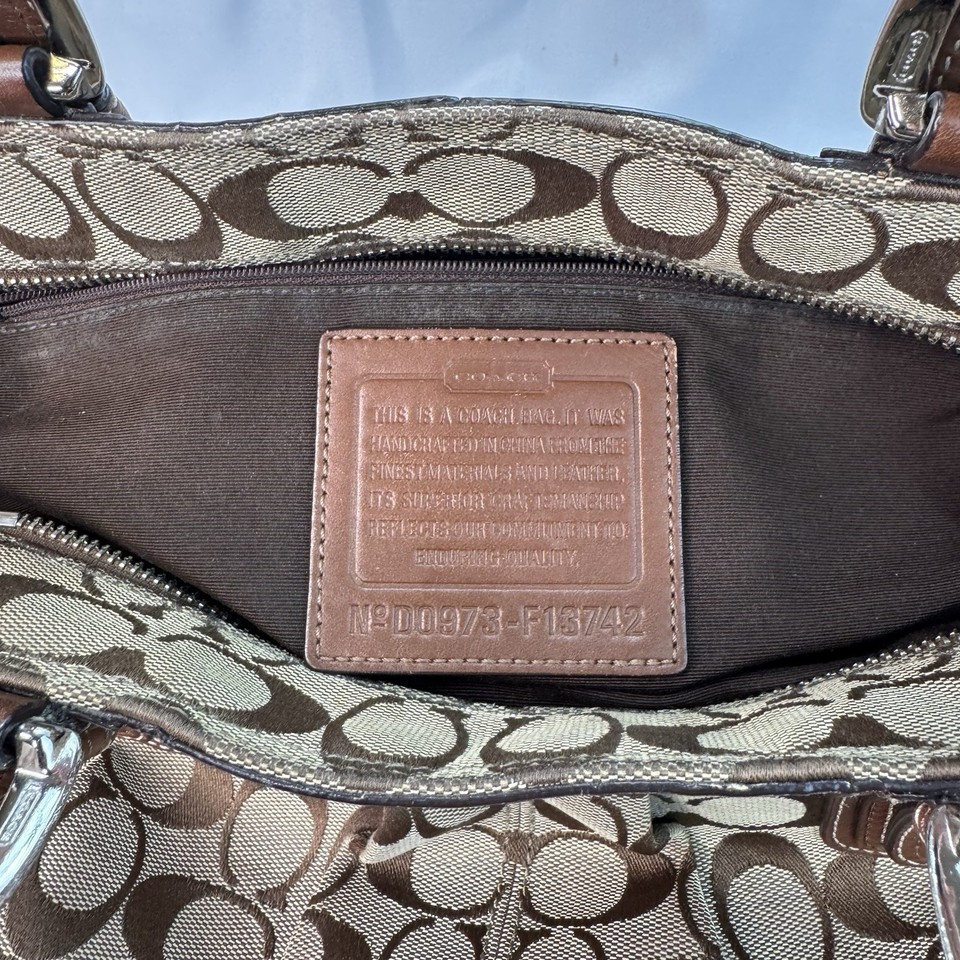 Coach Tote Shoulder Handbag Tan Leather Purse Y2K Signature Vintage ...