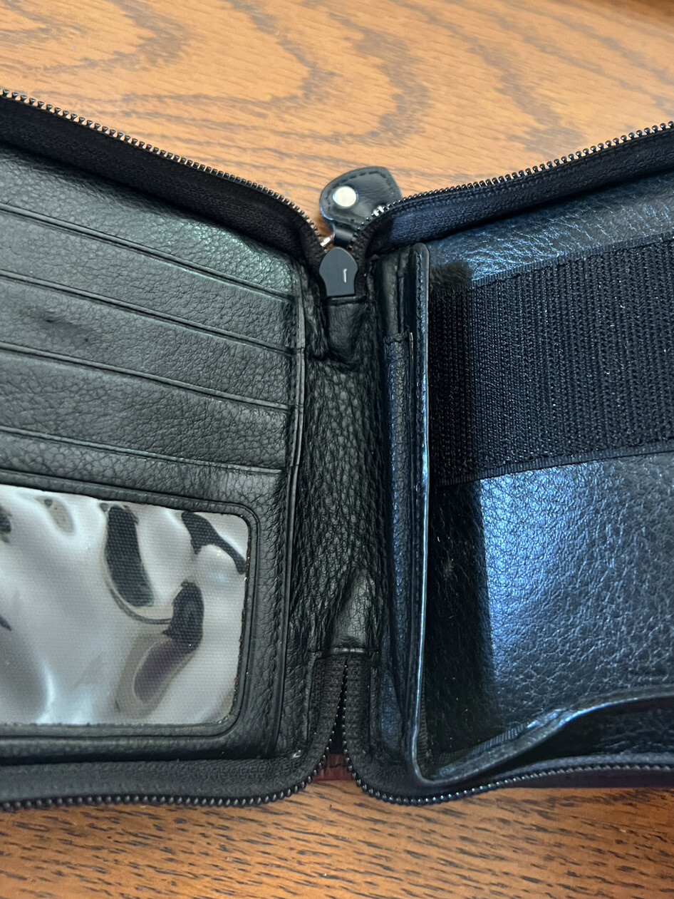 Brighton Wallet Phone Organizer Zip Around Black Leather Heart Brown ...