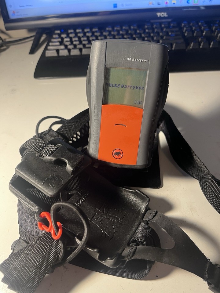 Mammut PULSE Barryvox Avalanche Beacon Transceiver with Harness Used ...