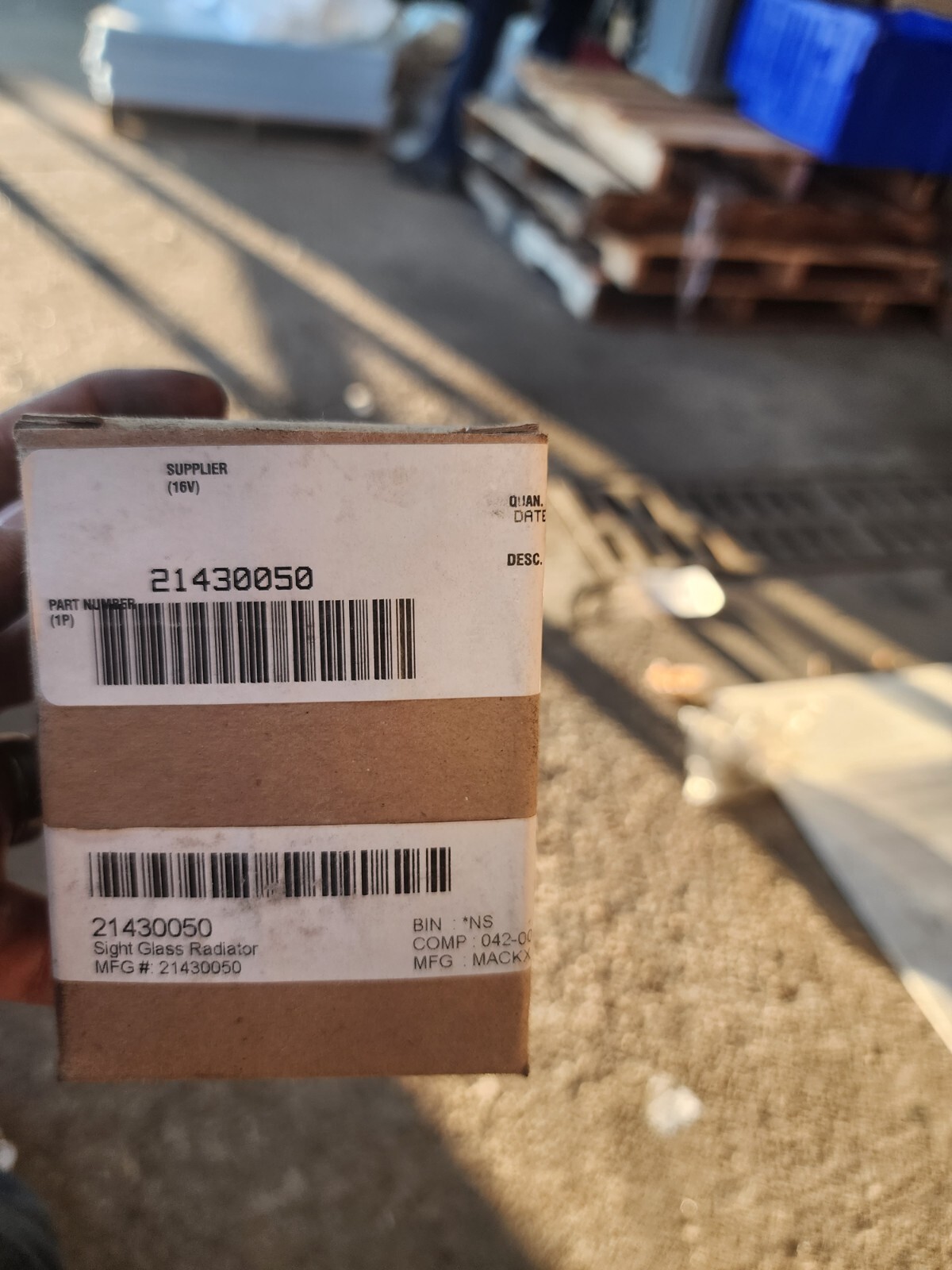 Genuine Mack 21430050 Coolant Reservoir Sight Glass for sale online | eBay