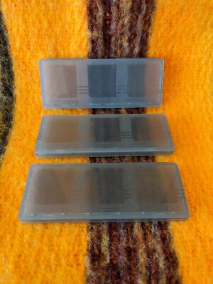 LOT OF 3 OFFICIAL GENUINE NINTENDO DS 3-GAME PLASTIC GAME CASE | eBay