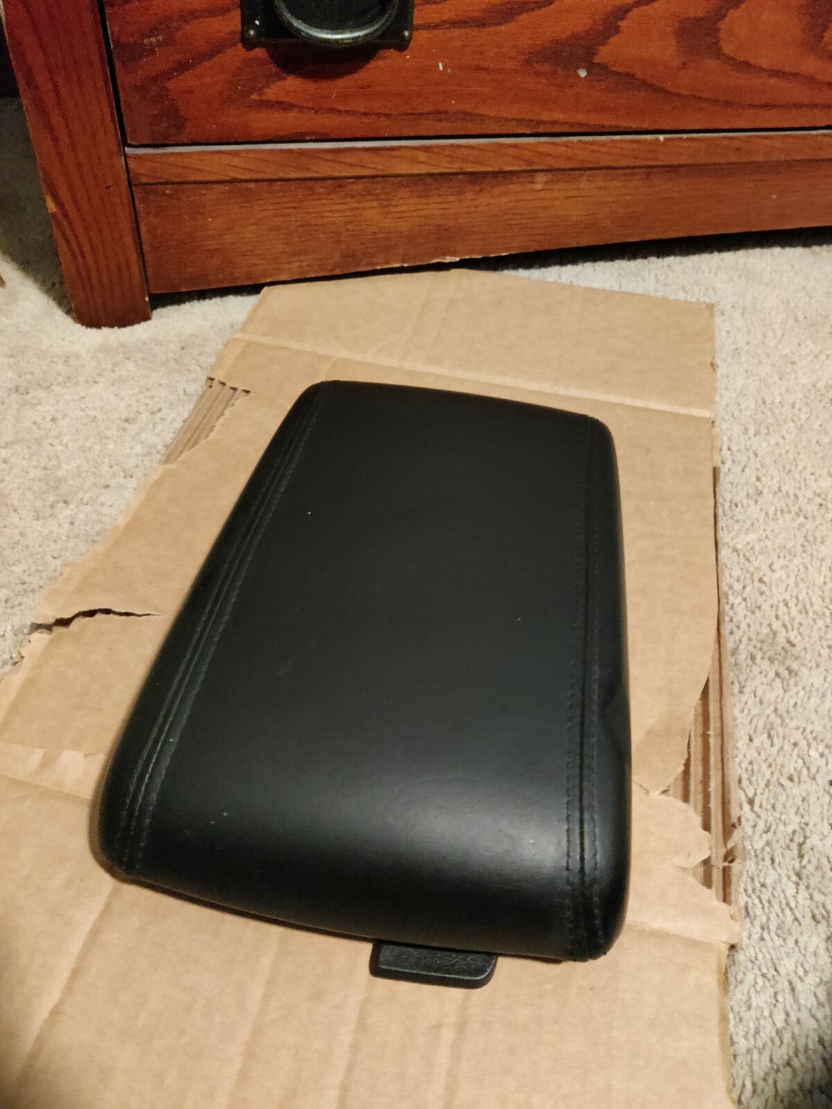 CADILLAC DTS Buick Lucerne CENTER CONSOLE ARM REST LID LEATHER 06-11 | eBay