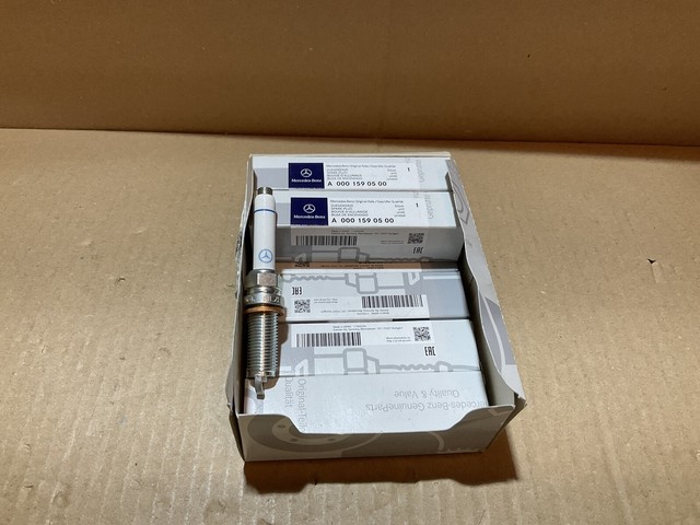 Original OE MERCEDES-BENZ A0001590500 Zündkerze online kaufen | eBay