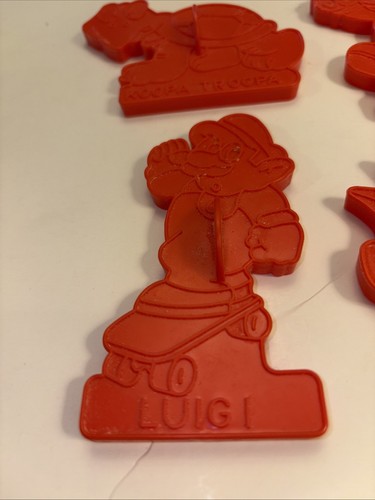 MARIO BROS NINTENDO Koopa Troopa-Spiny-Luigi-Mario Wilt COOKIE CUTTERS ...