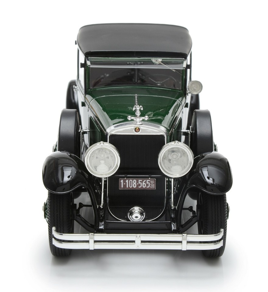 1928 Cadillac 341A Town Sedan Al Capone's car in 1:18 scale by Esval ...