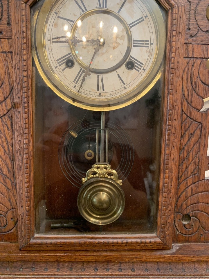 Accurate Antique 8-day Clock by Wm. L. Gilbert Clock Co. "Calla" incl ...