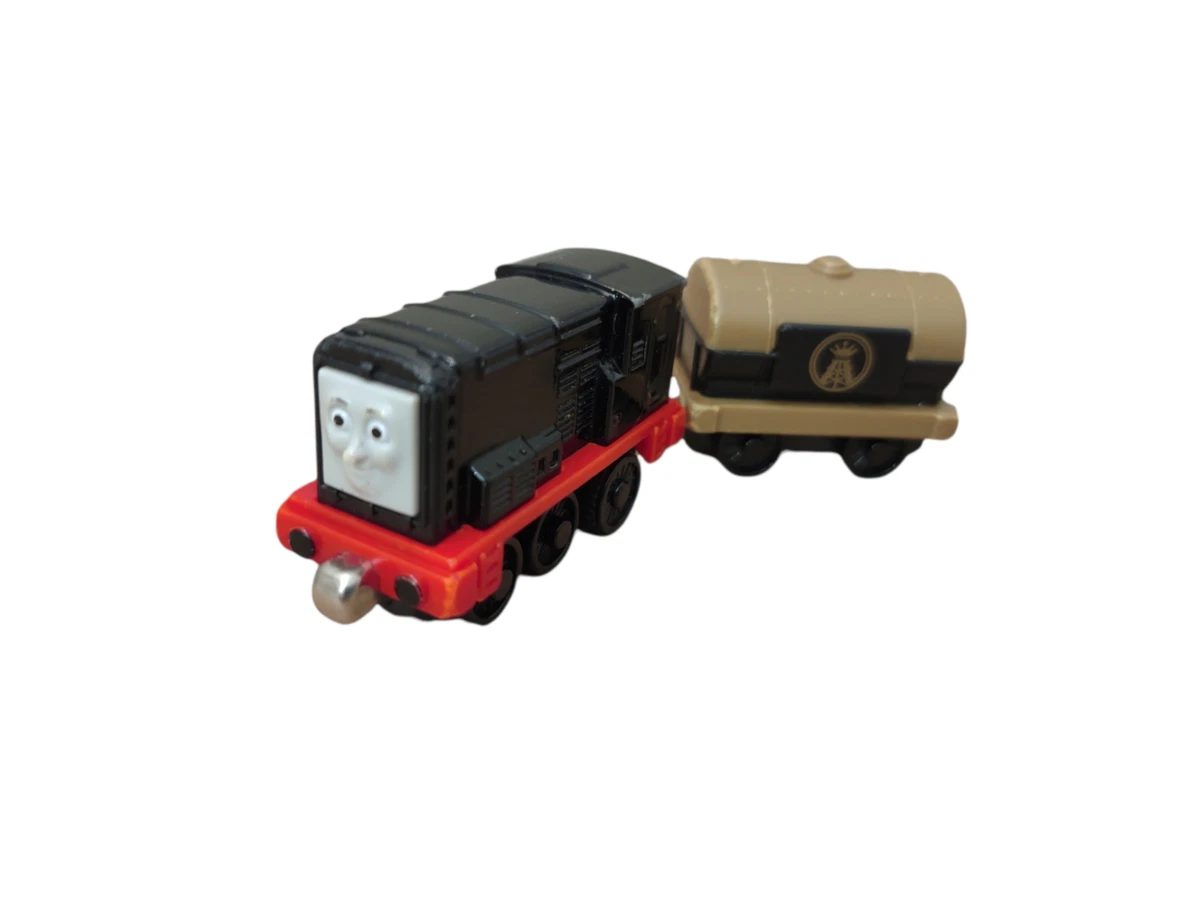 Thomas Take-N-Play Trains Pull 'N Zoom Diesel Engine