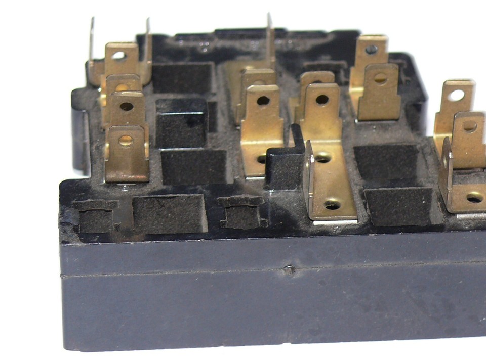 Holden HK HT HG NOS Fuse holder | eBay Australia