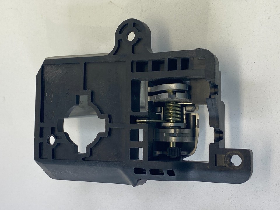 2007-2009 Hyundai Elantra Sedan Front Right Side Inner Door Handle ...