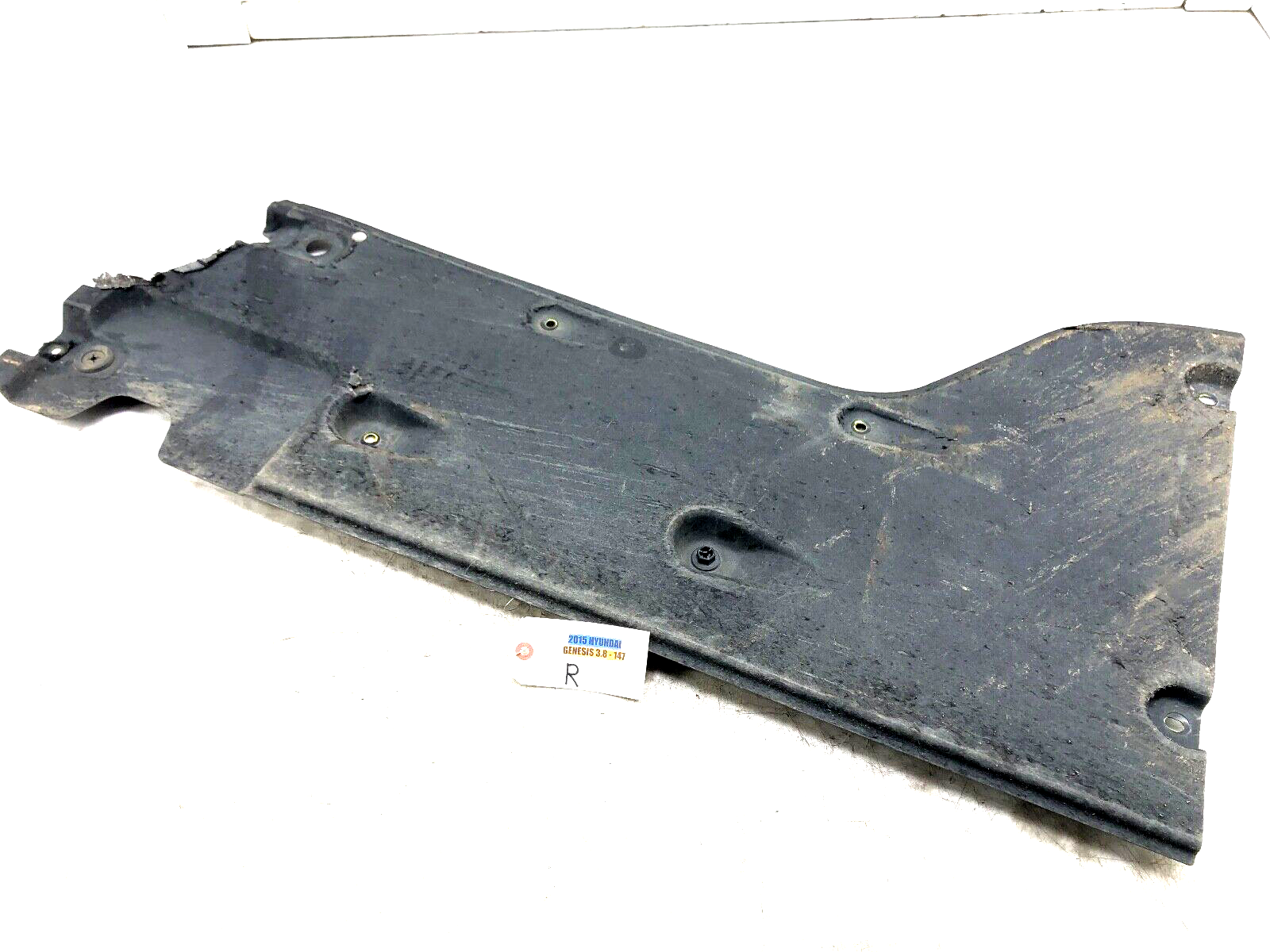 2015-2017 HYUNDAI GENESIS RIGHT PASS FRONT UNDERBODY SPLASH SHIELD OEM ...