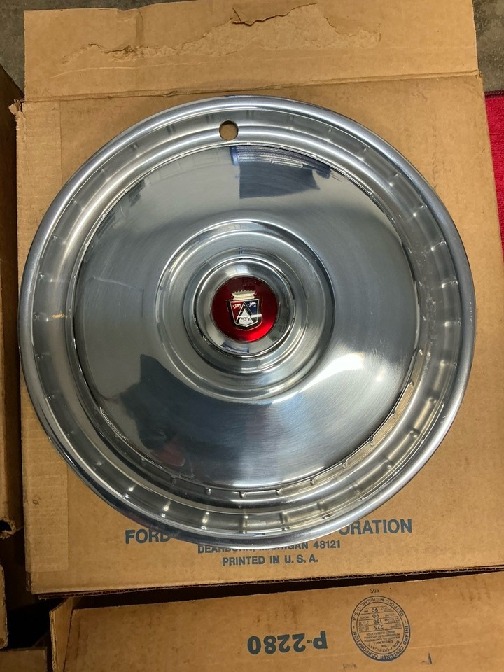 NOS 1955-56 Ford Thunderbird Fairlane Hubcaps B5A-1130-C | eBay