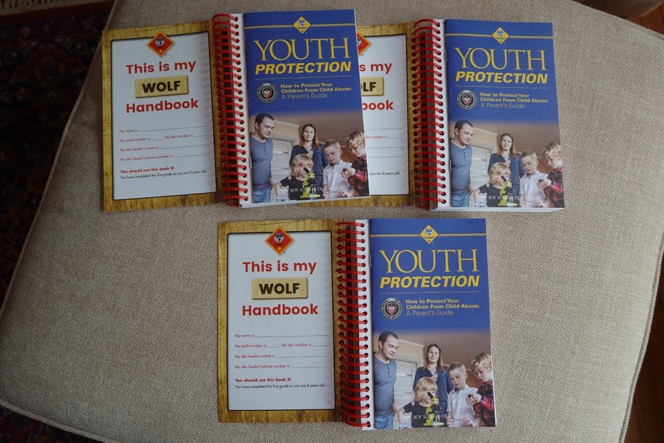 Lot of 3-2018 WOLF Cub Boy/Girl Scout Handbook w/Youth Protection Guide ...