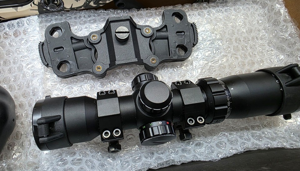 Ravin R10 Crossbow Kit Predator Camo, 400 FPS, Helicoil w/ Scope - R014 ...