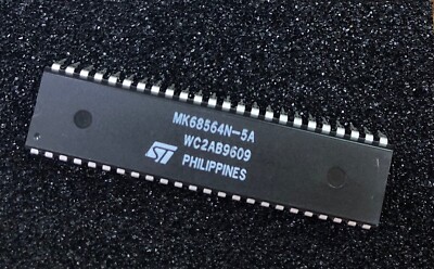 ST MICRO MK68564-5A 48-PIN Microcontroller 68000 Family Serial Input ...