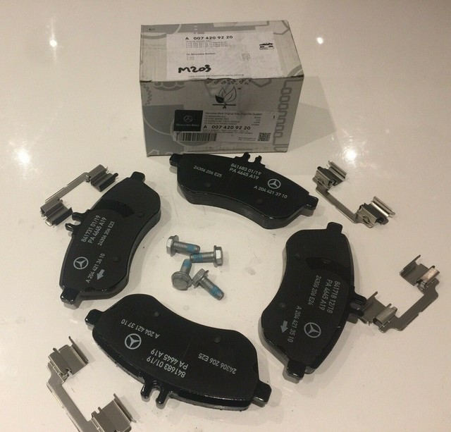 Genuine Mercedes-Benz X253 GLC AMG Front Brake Pads & Sensor ...