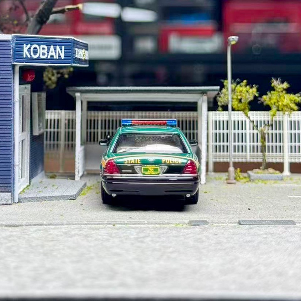 Rollin 1:64 Ford CV Victoria Crown Vermont State Police Car Alloy Car ...