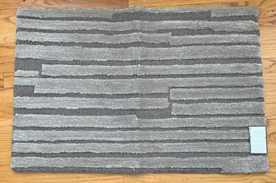 Threshold Accent Rug good weave 24" X 36" Wool Blend striped Gray | eBay