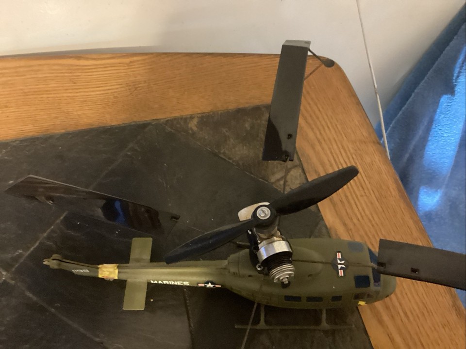 COX Attack Cobra Free Flight Helicopter U.S.M.C Marines Engine Turns ...