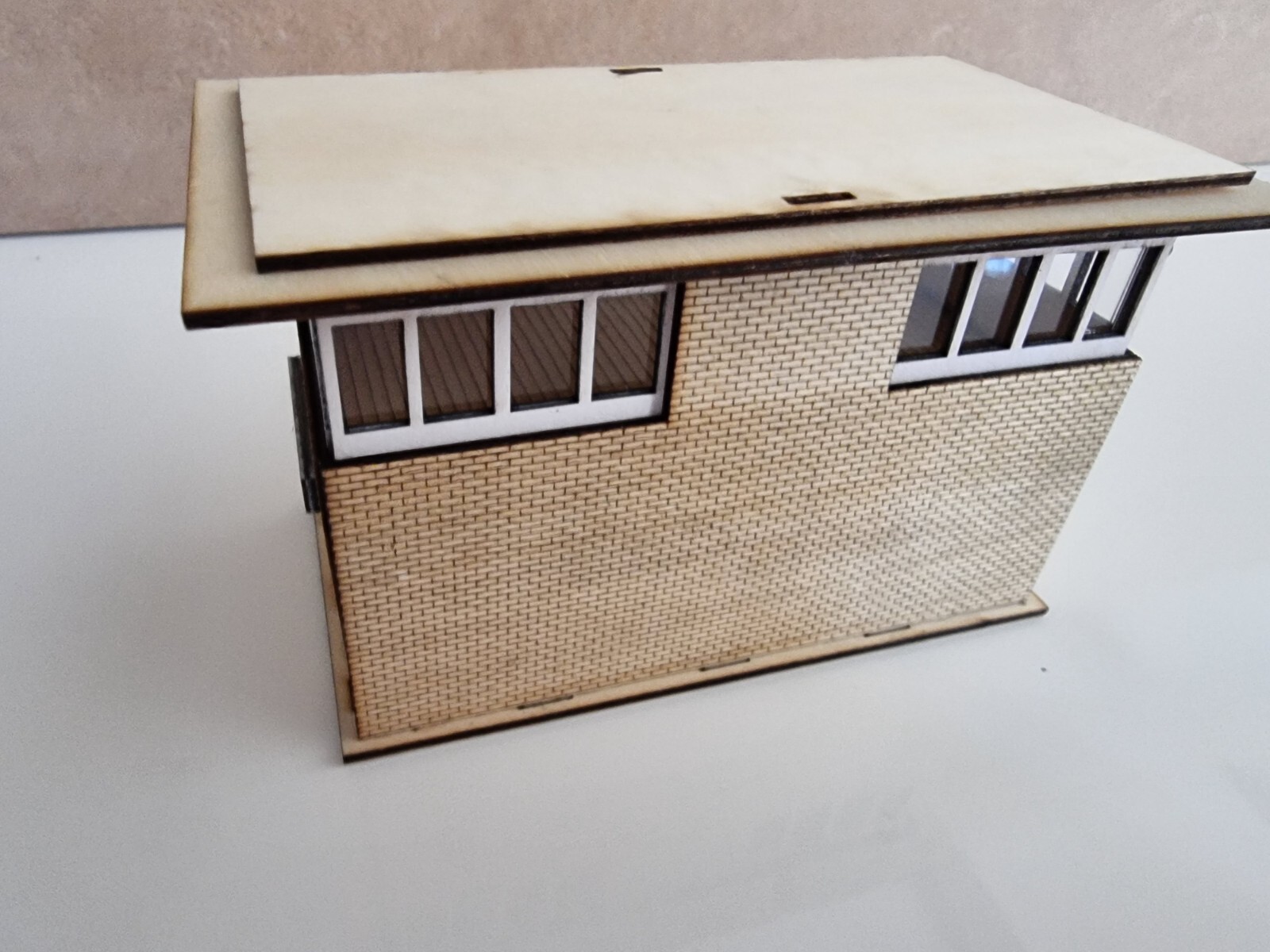 British Railways OO 1:76 Scale Unpainted Wood Laser-Cut ARP Signal Box ...