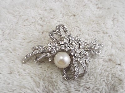 Silvertone Rhinestone White Bead Pin (D49) | eBay