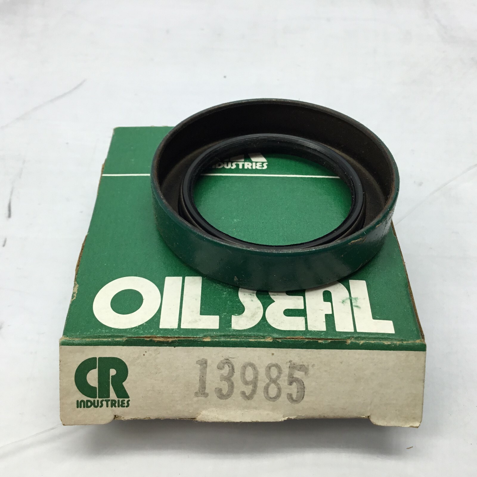 CR Industries Chicago Rawhide Oil Seal 13985 SKF | eBay