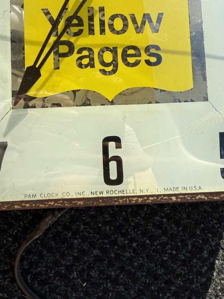 Vintage PAM Yellow Pages Telephone Book Payphone ADVERTISING CLOCK Gas ...