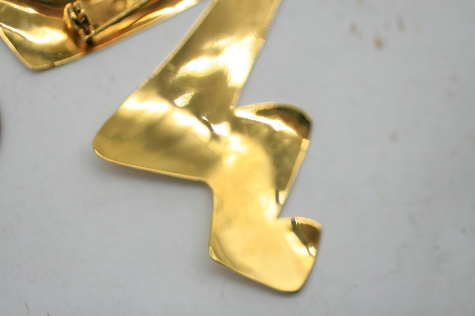 Vintage ’90 Sutton Hoo Carlton Ridge Gold BROOCH - Gem