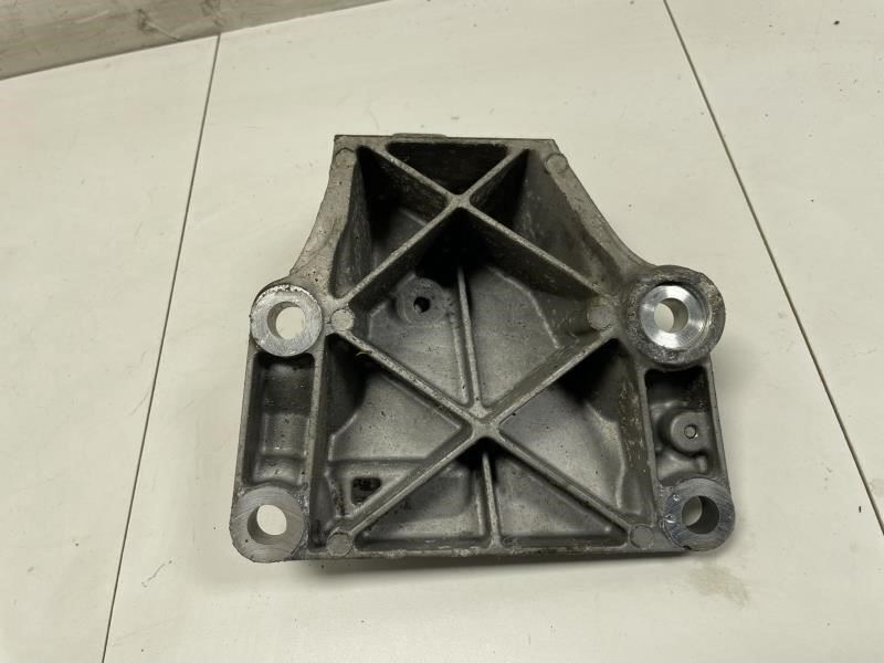 BMW 328I XDRIVE 2011 FRONT LEFT ENGINE MOUNT BRACKET FACTORY | eBay