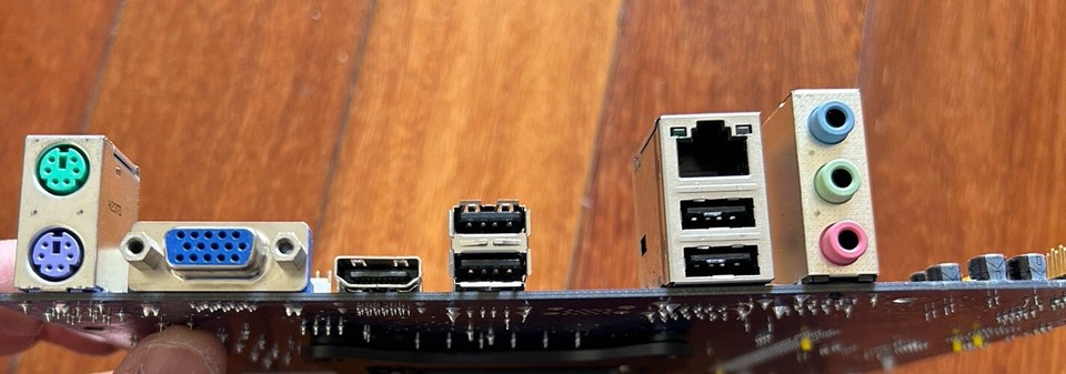 Foxcoon H61MXE Intel LGA 1155 mATX DDR3 Desktop Motherboard With I/O ...