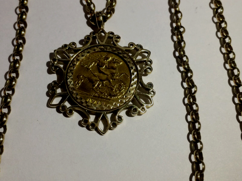 22CT GOLD HALF SOVEREIGN & 9,CT GOLD MOUNT & BELCHER CHAIN, 18.90 GRAMS ...