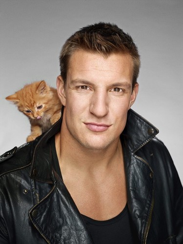 V8671 Rob Gronkowski Handsome Portrait Football Player WALL POSTER ...