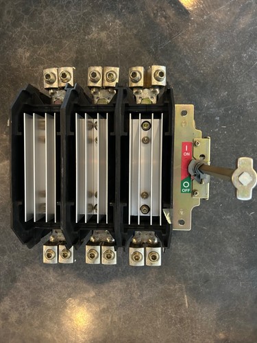 Allen Bradley 194R-NN400P3 Disconnect Switch with Handle 400A 600VAC | eBay