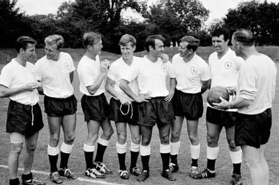 Tottenham Hotspur Manager Bill Nicholson Old Football Photo | eBay ...