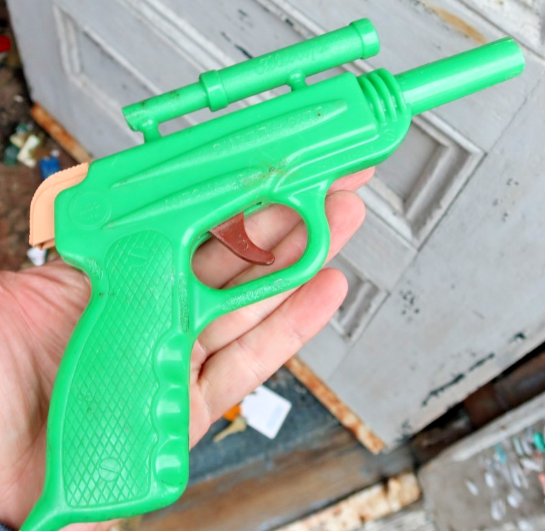 RARE Vintage Green Toy Space Ray Gun Super Site Automatic Lido USA ...