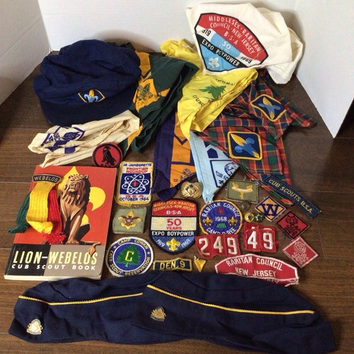 Cub & Boy Scouts Of America Lot of Patches, Metals, Scarves And More ...