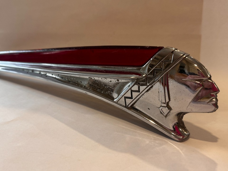 1946 PONTIAC INDIAN CHIEF HOOD ORNAMENT EMBLEM 46 GM Deluxe Streamliner ...