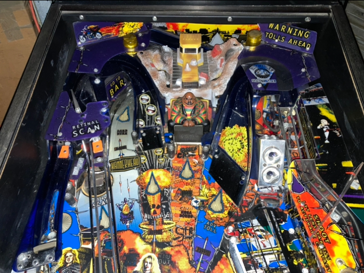 1996 Gottlieb "Barb Wire" pinball machine -Everything works 100% -GOOD ...