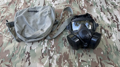 NICE Current Issue Avon M50 Gas Mask Size Small W/ Training Filters And ...