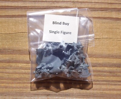 40K Adeptus Custodes _Allarus Custodian w/ Castellan Axe Blind Buy ...