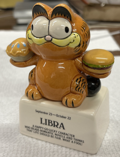 Rare Enesco Vintage Garfield 1981 Ceramic Figurine Zodiac LIBRA | eBay