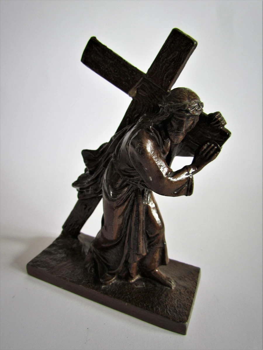 Jesus Christ Carrying The Cross Statue