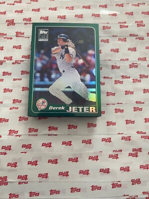2022 Topps X DEREK JETER Call of the Captain 2001 Topps GREEN FOIL #DJ8 | eBay