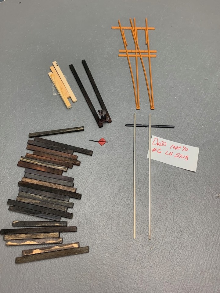 On30 Narrow Gauge #4 LH Turnout Code 70 with Ties and Switch Stand ...